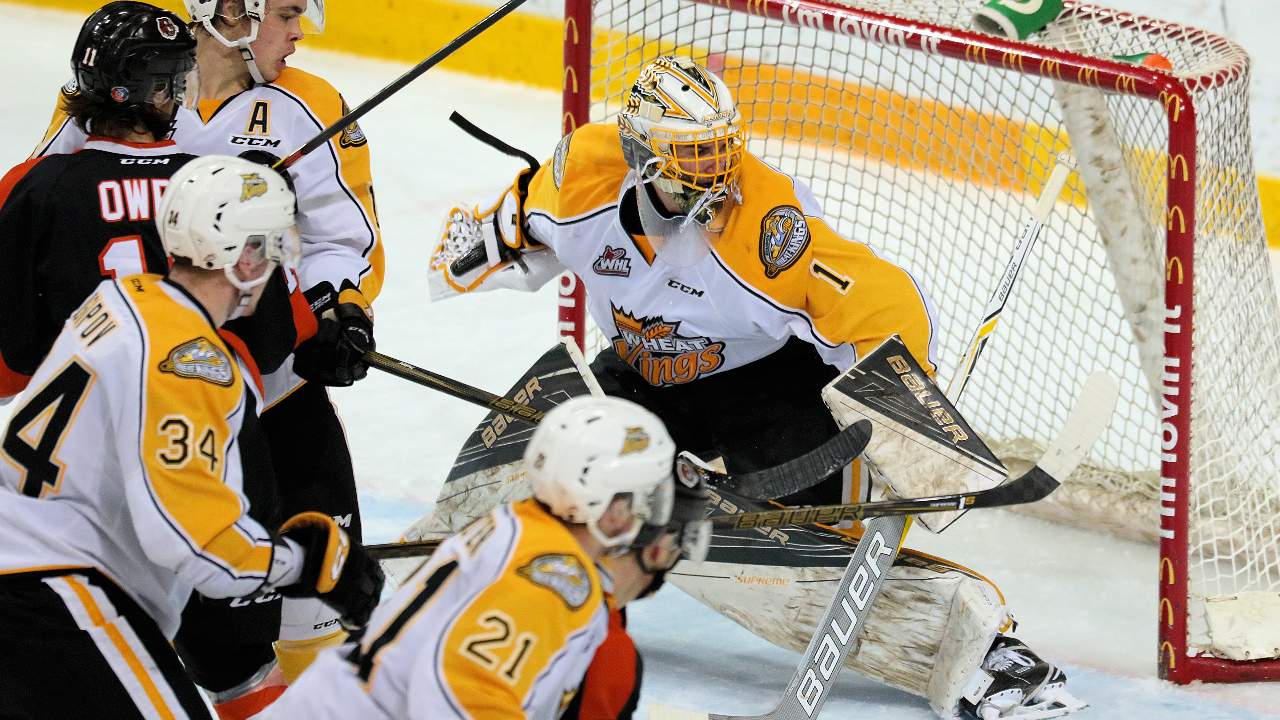 WHEAT KINGS BEAT THE TIGERS - Brandon Wheat Kings