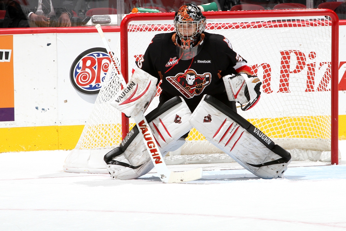 DRIEDGER VAUGHN WHL GOALIE OF THE MONTH - Calgary Hitmen