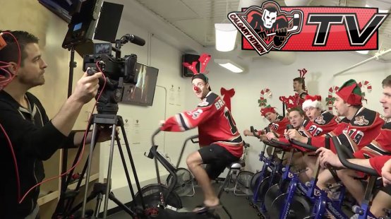 BEHIND THE SCENES: HITMEN CHRISTMAS VIDEO - Calgary Hitmen
