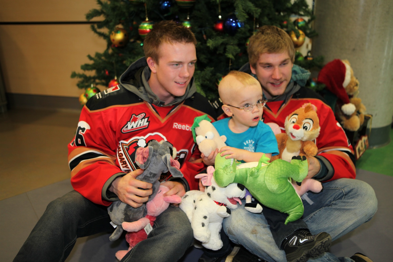 Petro Canada Teddy Bear Toss 2011 Distribution - Calgary Hitmen