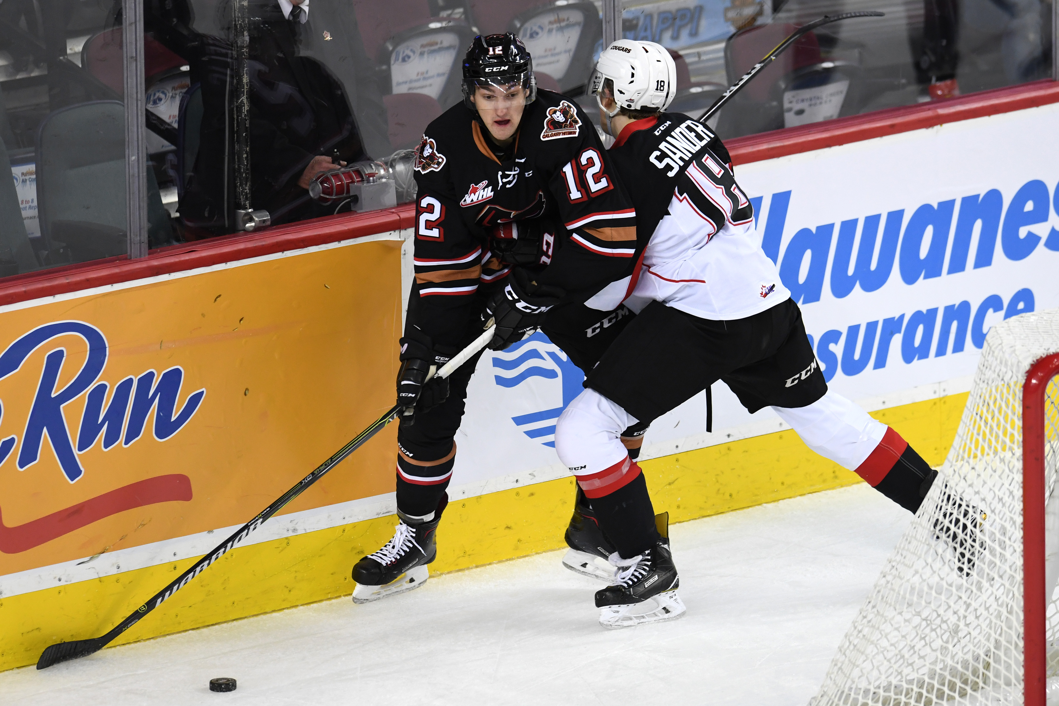Photo Gallery: Hitmen vs Cougars - Calgary Hitmen