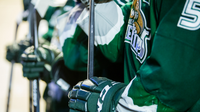 Opening Night Roster: 27 Players - Everett Silvertips