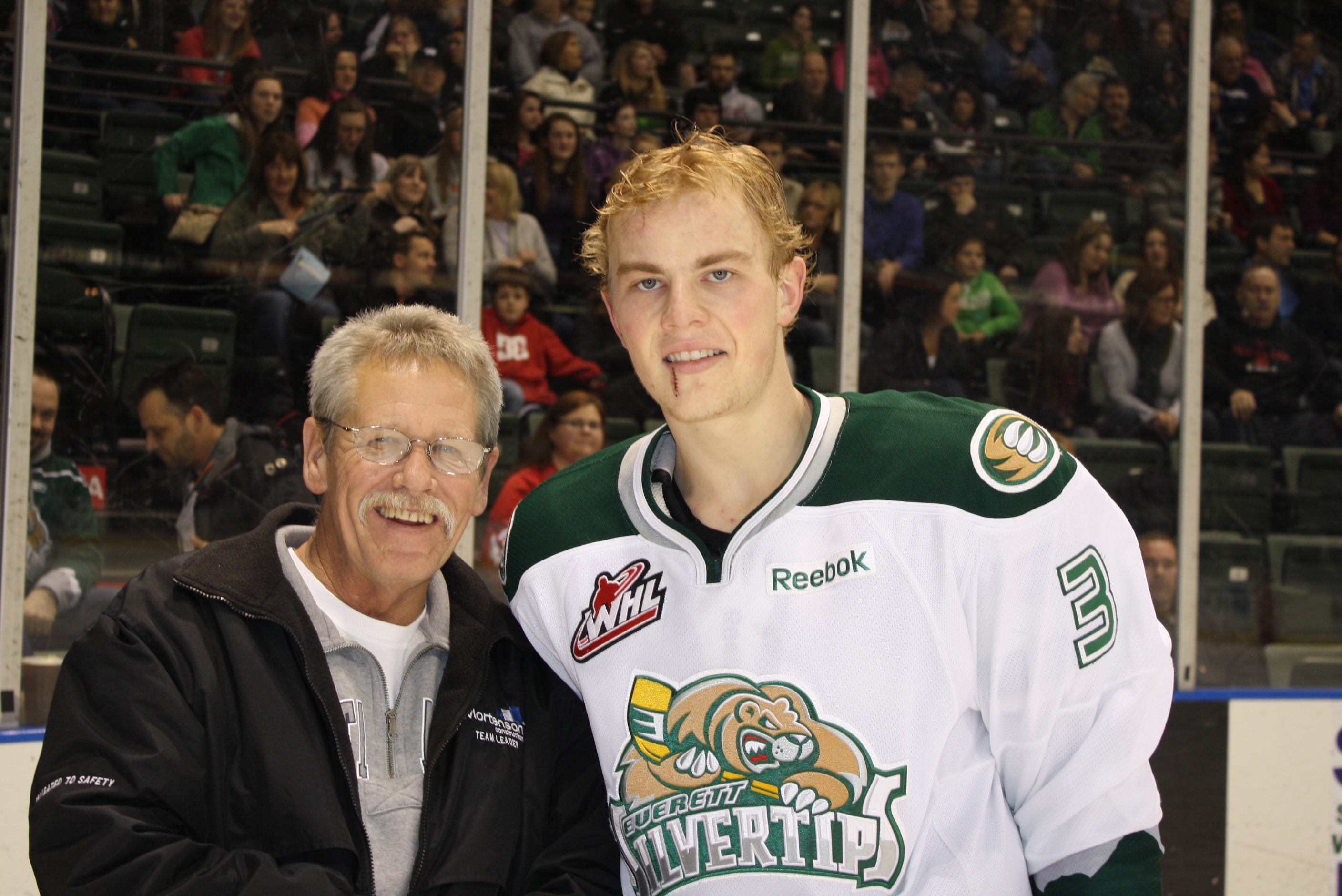 Waltesr Voted Carpenters Union Player of the Month - Everett Silvertips
