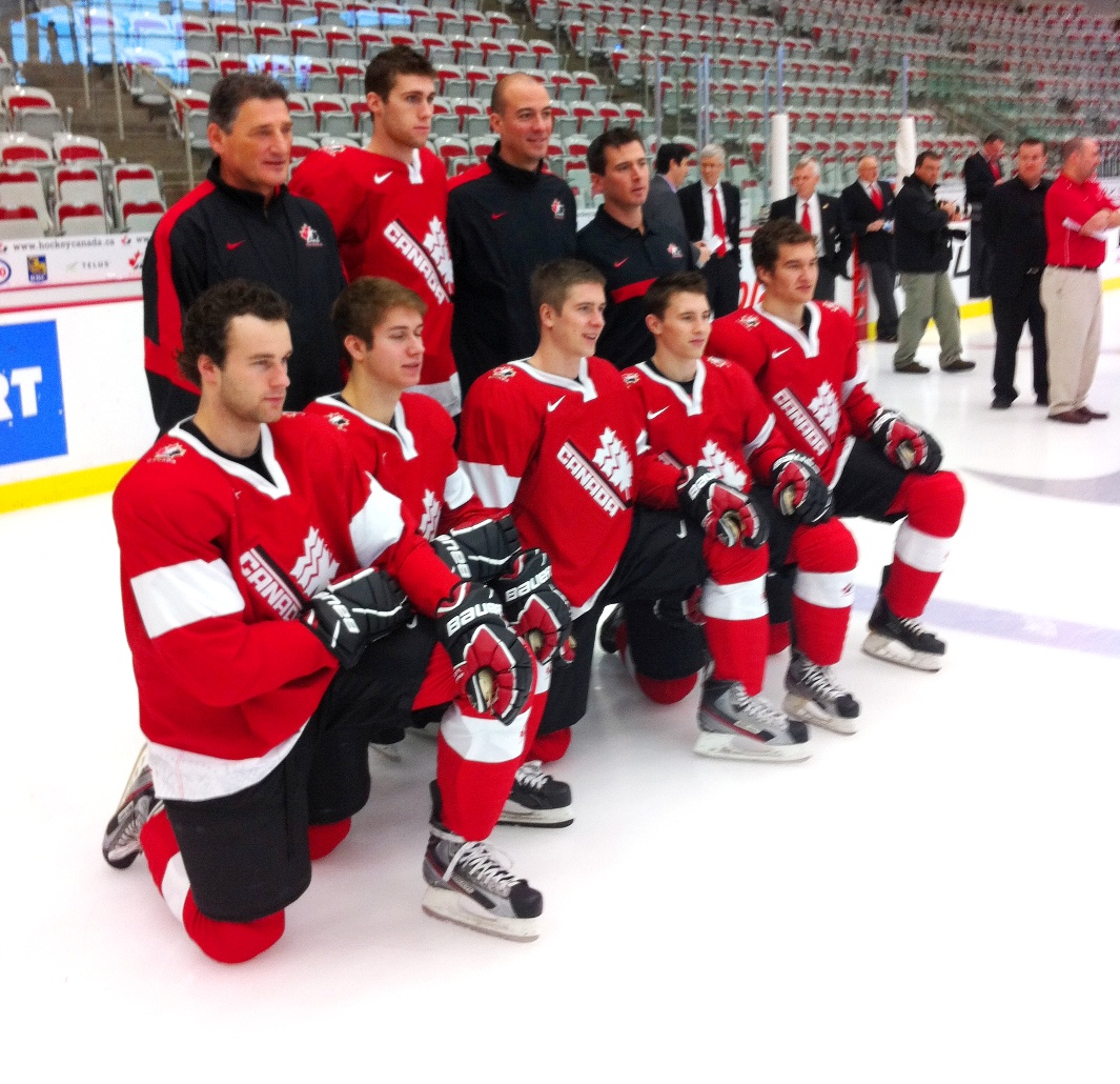 WHL PLAYERS READY TO REPRESENT CANADA - Everett Silvertips