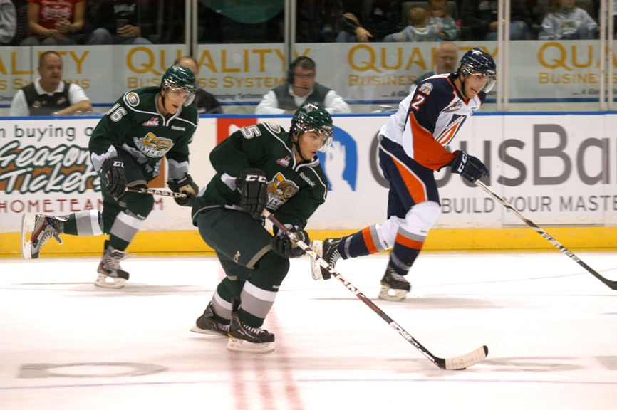 BLAZERS AND SILVERTIPS DO BATTLE TONIGHT - Kamloops Blazers