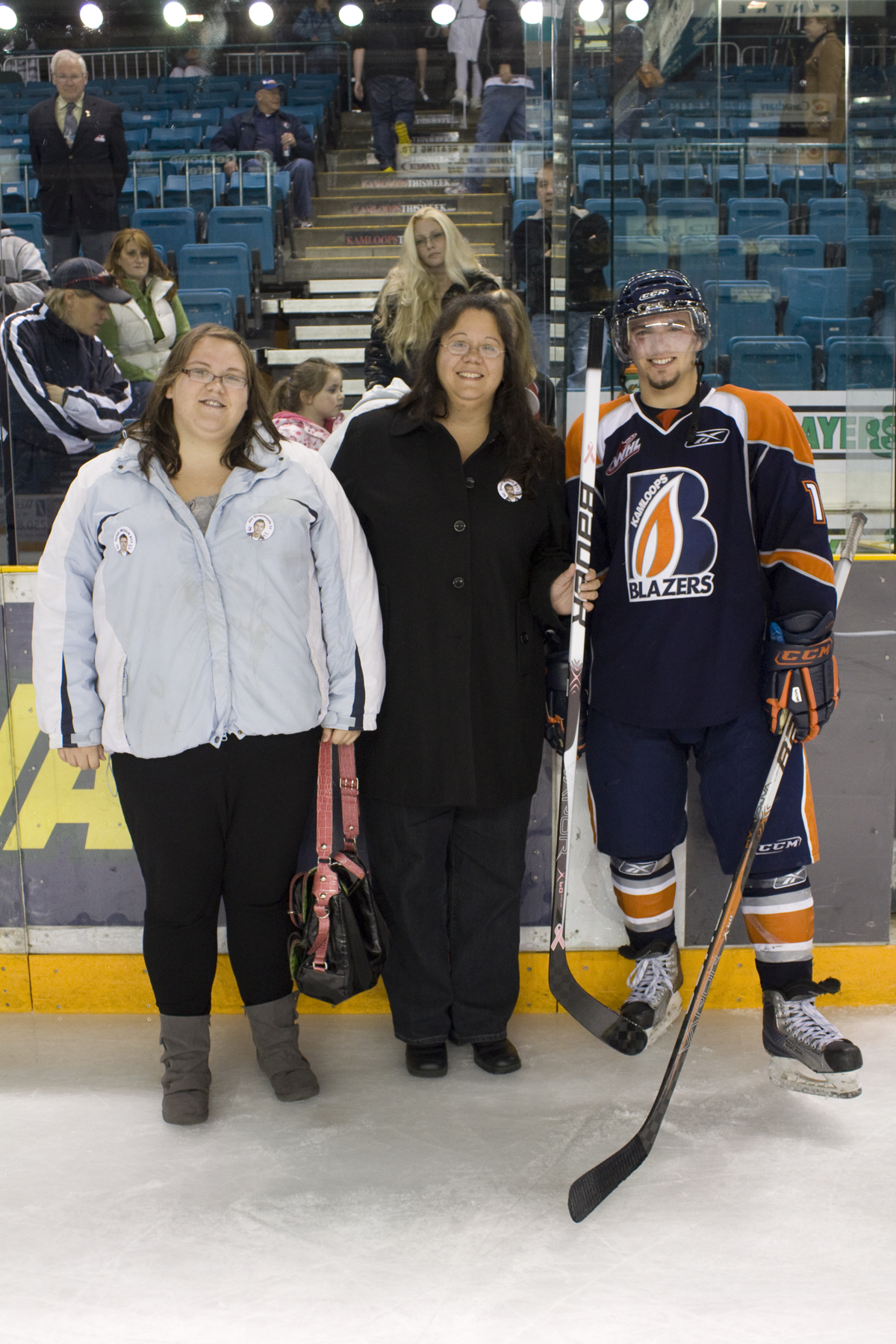Hockey Club Raises over $5600 - Kamloops Blazers