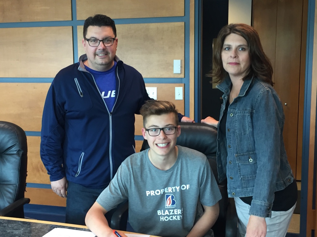 BLAZERS SIGN FIRST ROUND PICK JOSH PILLAR - WHL Prospects
