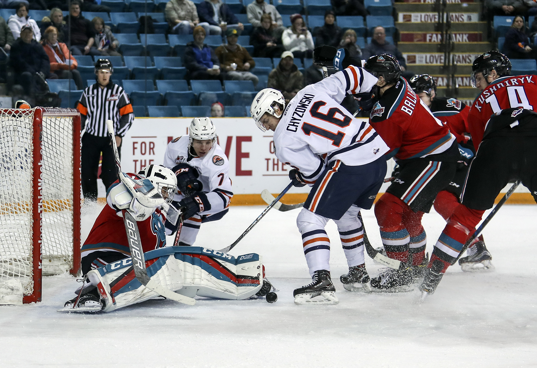 BLAZERS HOST ROCKETS ON DON HAY 743 CELEBRATION NIGHT - Kamloops Blazers
