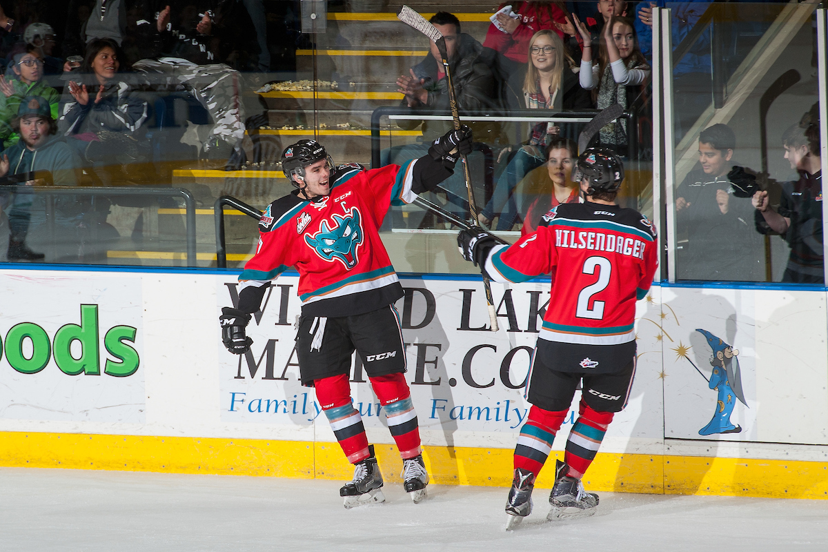Rockets Thump Thunderbirds 6-1 - Kelowna Rockets