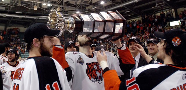 SHAW TV: A LOOK BACK TO 2007 - Medicine Hat Tigers