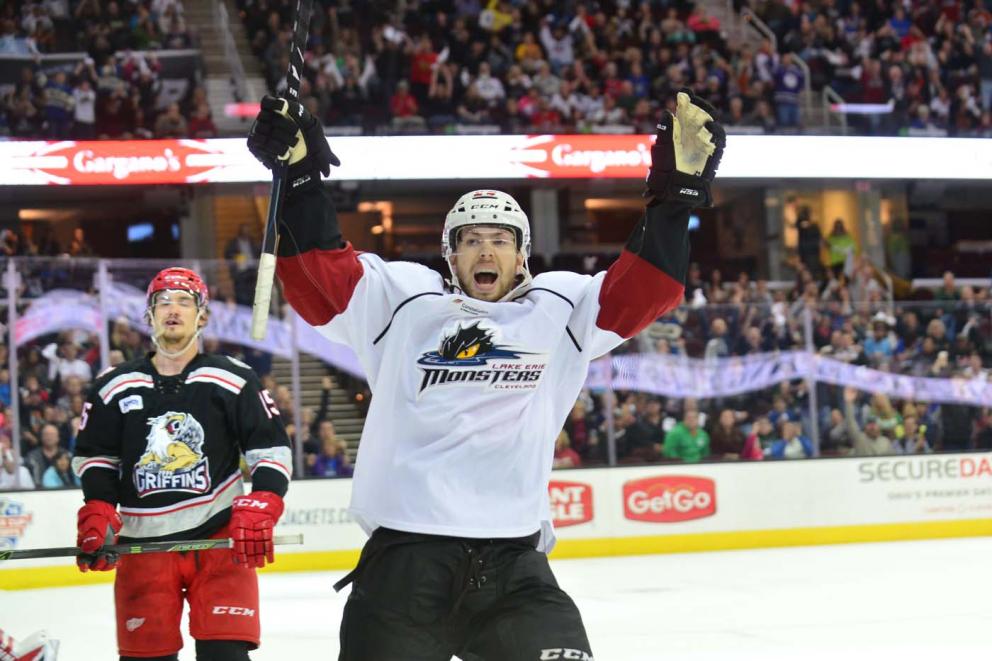 Former Hawk Oliver Bjorkstrand Chases Title - Portland Winterhawks
