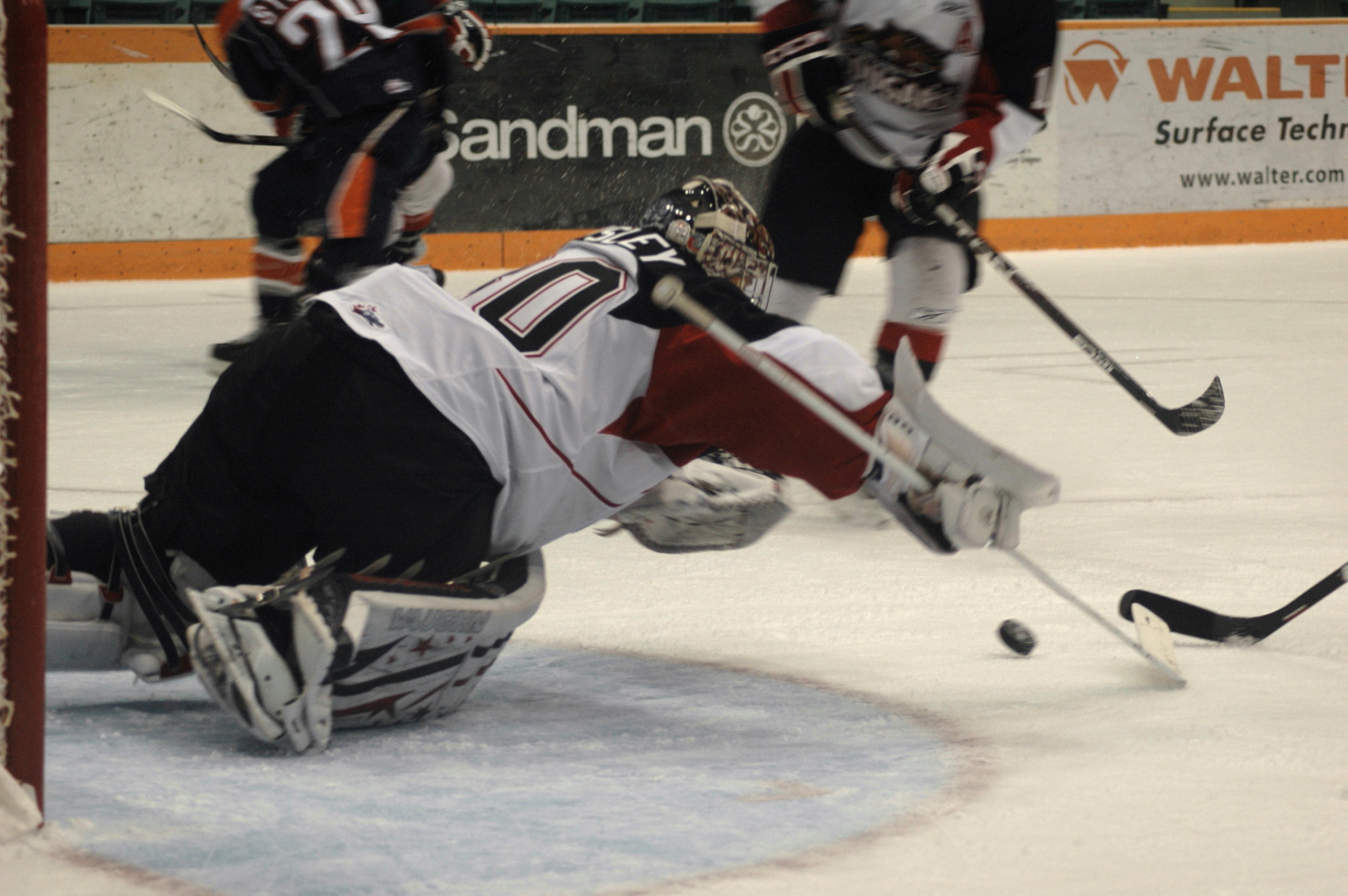Cougars Blank Pats 2-0. - Prince George Cougars