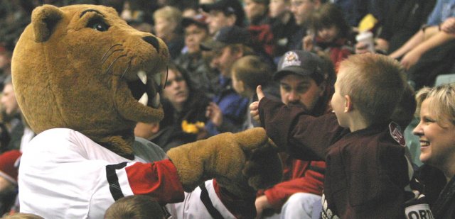 Rowdy Cat Opening Weekend. - Prince George Cougars