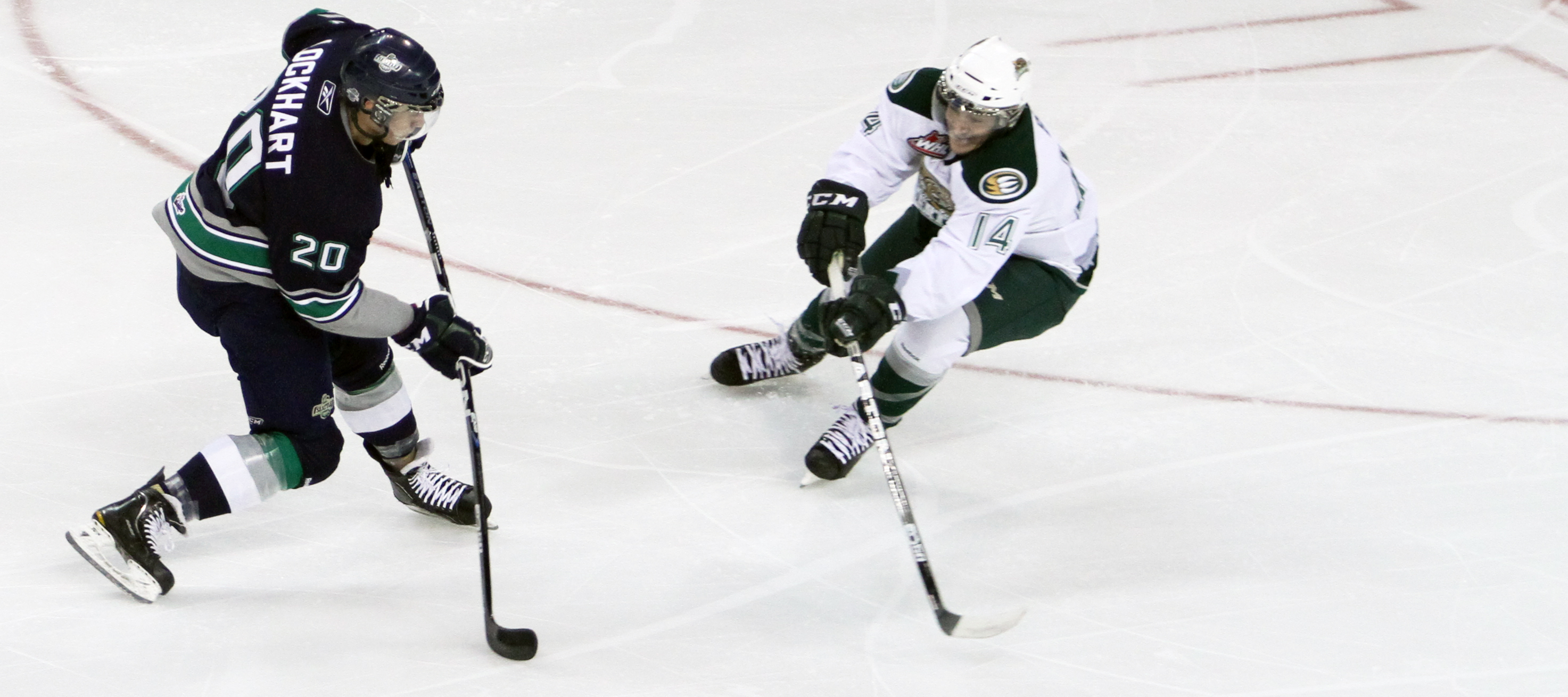 SILVERTIPS KNOCK DOWN T-BIRDS - Seattle Thunderbirds