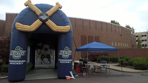 Kent Cornucopia Days - Seattle Thunderbirds