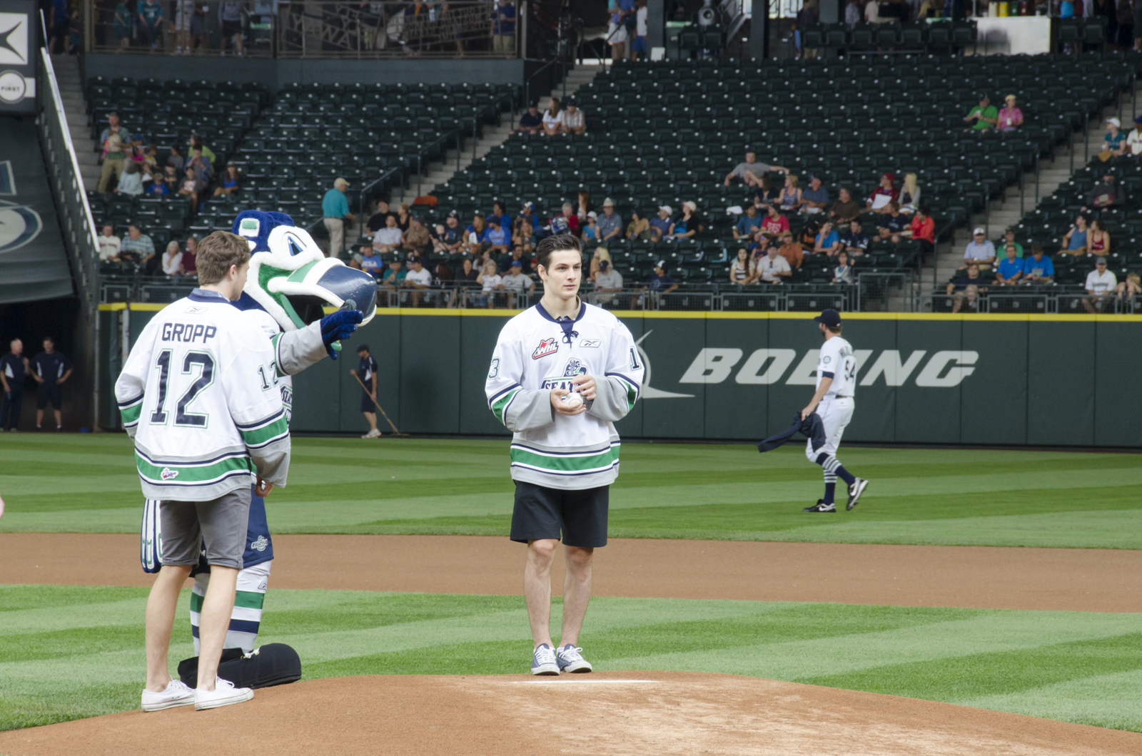 Thunderbirds First Pitch - Seattle Thunderbirds
