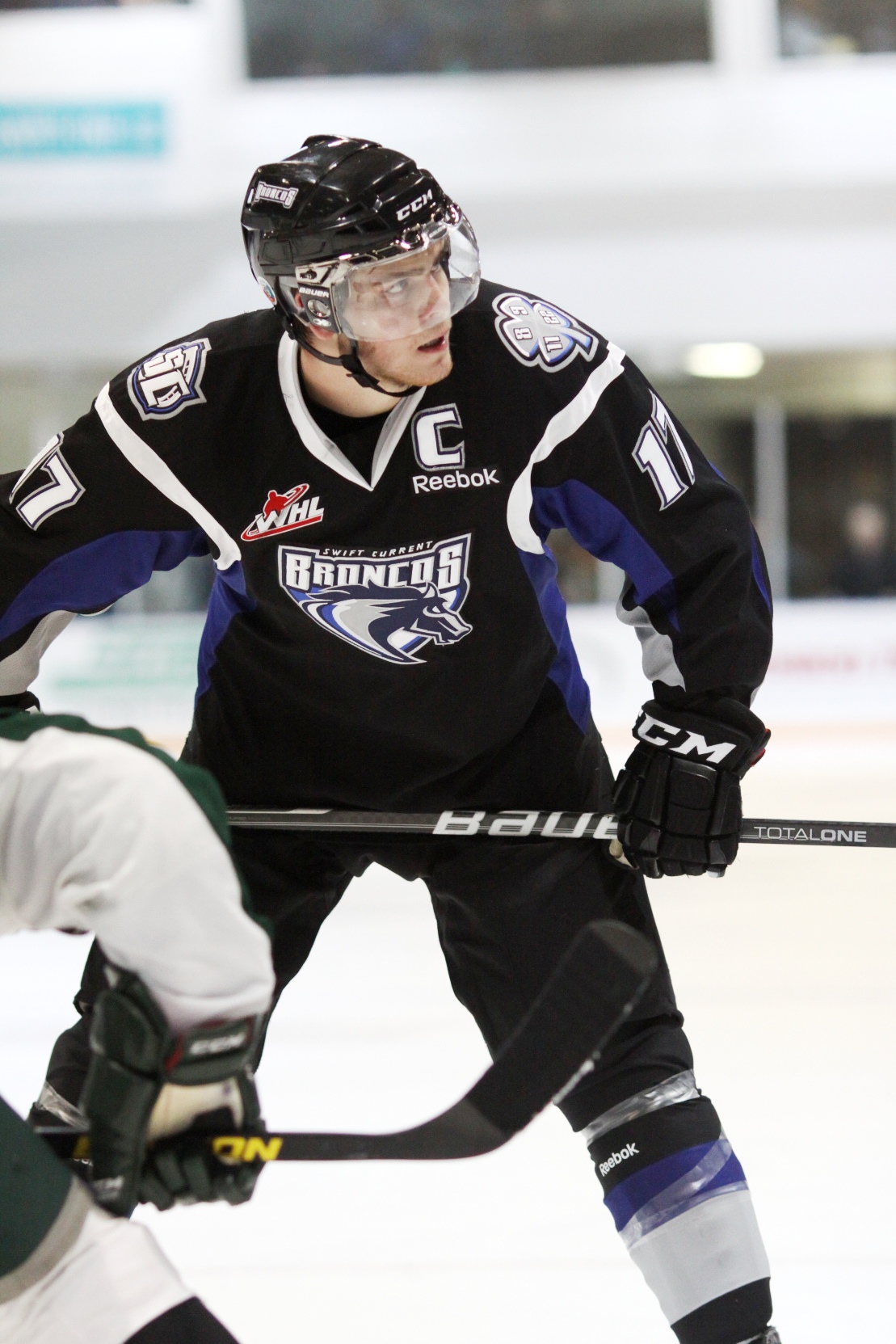 LOWRY NAMED HUSKY WHL PLAYER OF THE MONTH - Swift Current Broncos