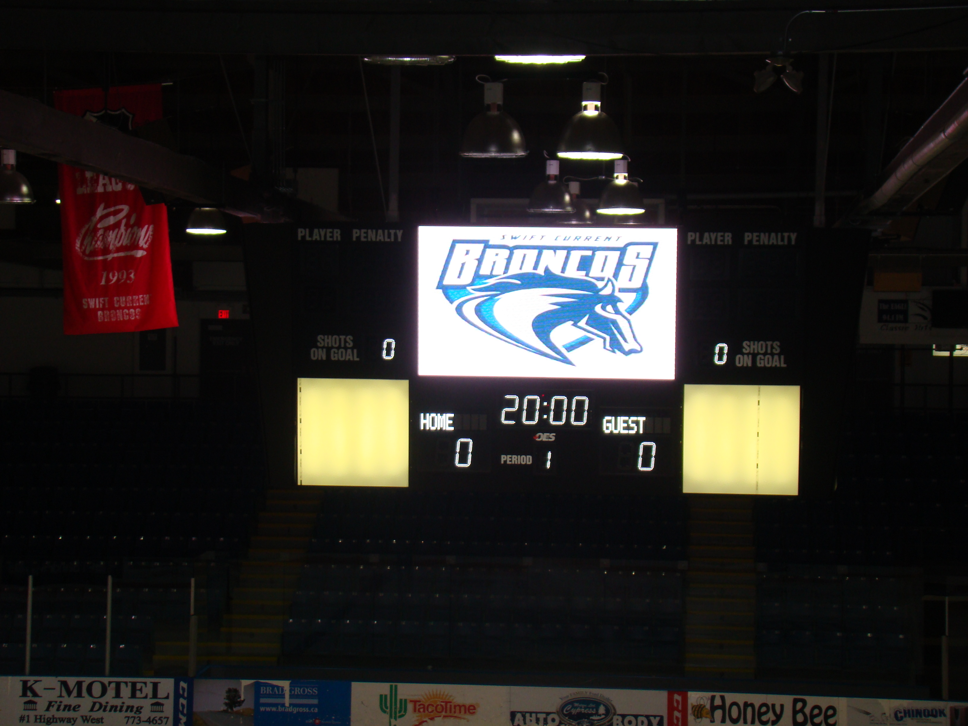 Video Score Clock In Action For New Season - Swift Current Broncos