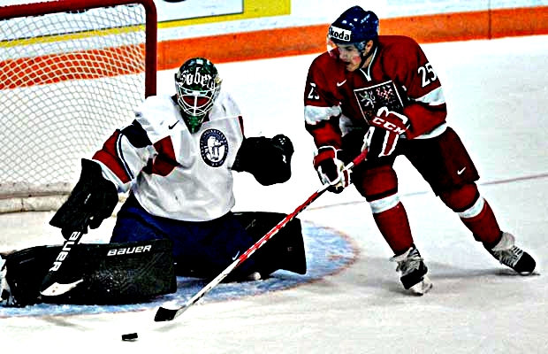 Soberg Shows Off At Development Camp - Swift Current Broncos