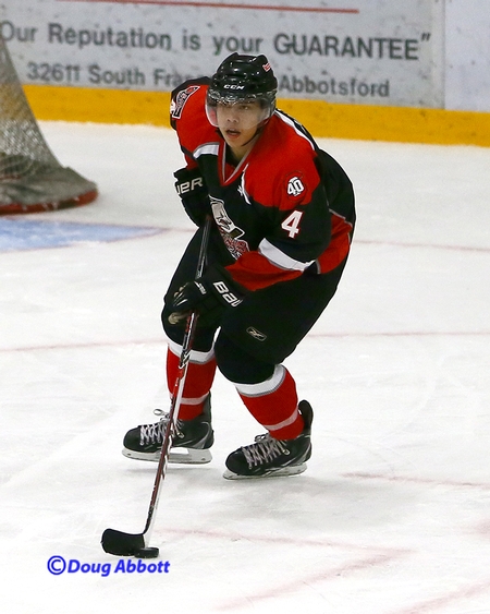Giants Sign Ryan Jones - Vancouver Giants