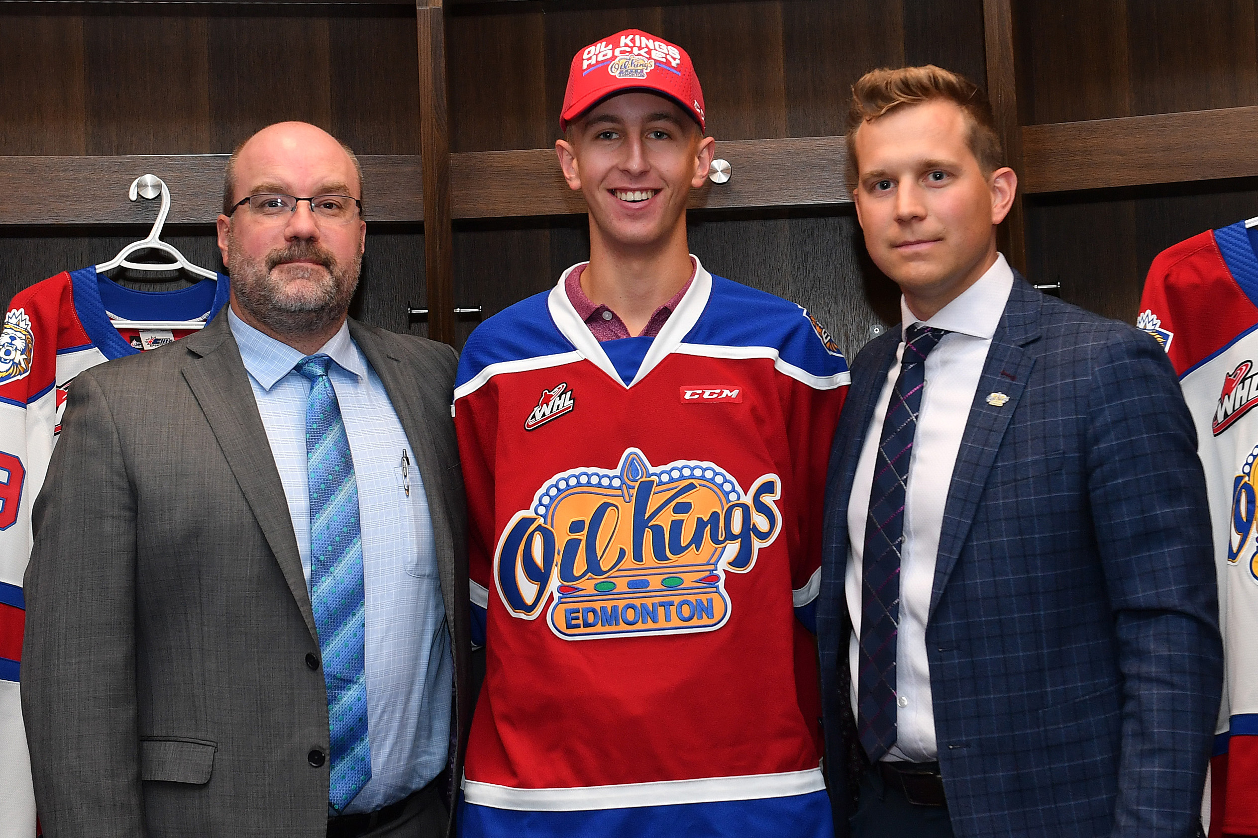 GALLERY: Colby Knight signs with Oil Kings - Edmonton Oil Kings