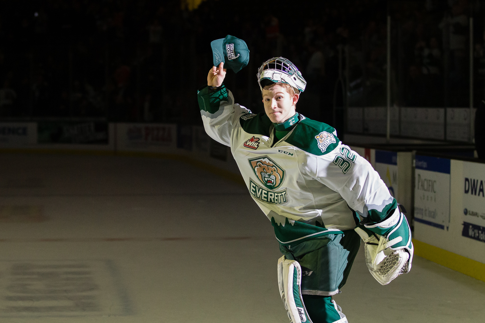 INSTANT CLASSIC: Bryce Kindopp, Tips Beat the OT Horn - Everett Silvertips