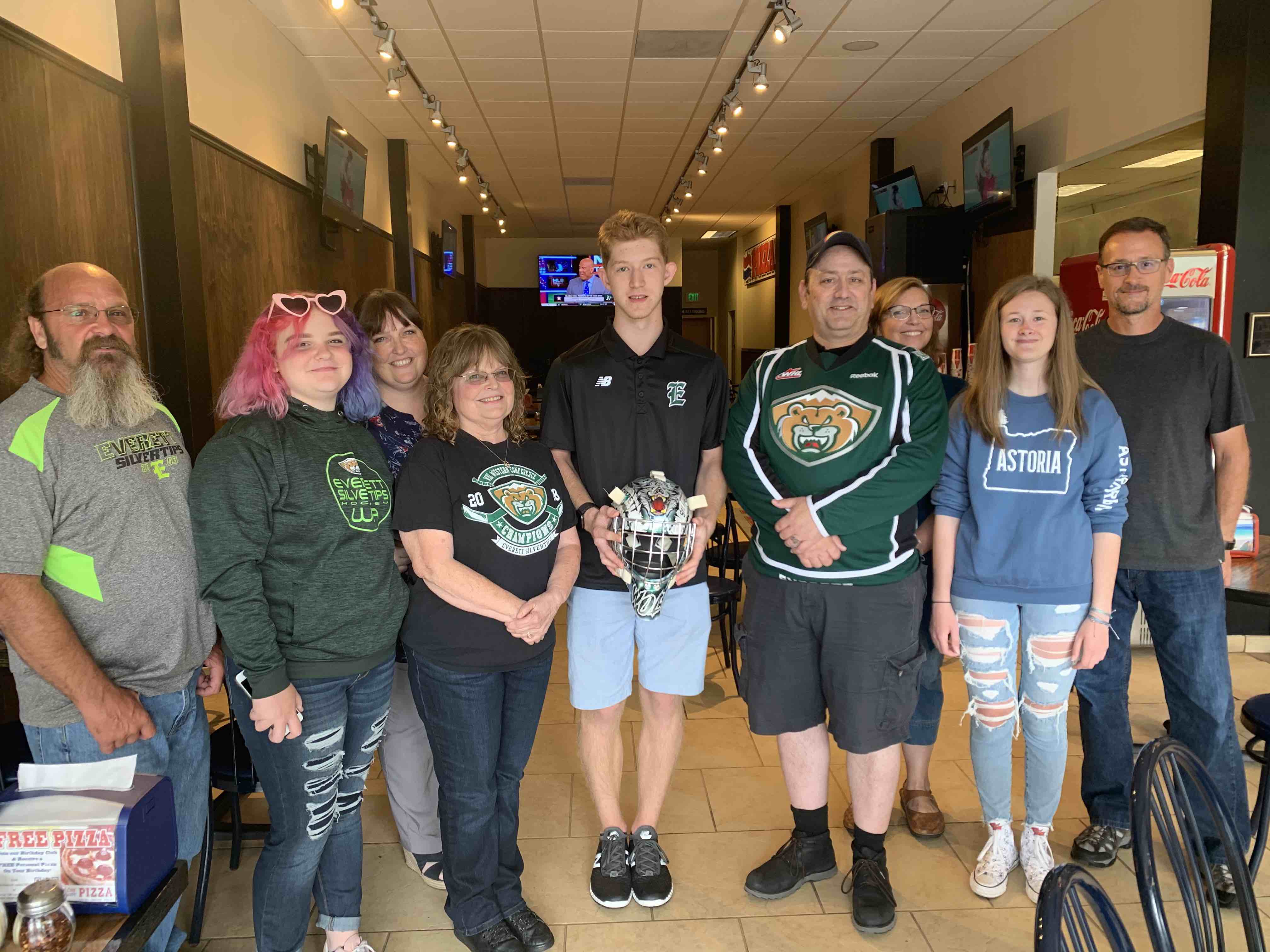 GALLERY // Dustin Wolf's New Tips Mask, Unveiled - Everett Silvertips
