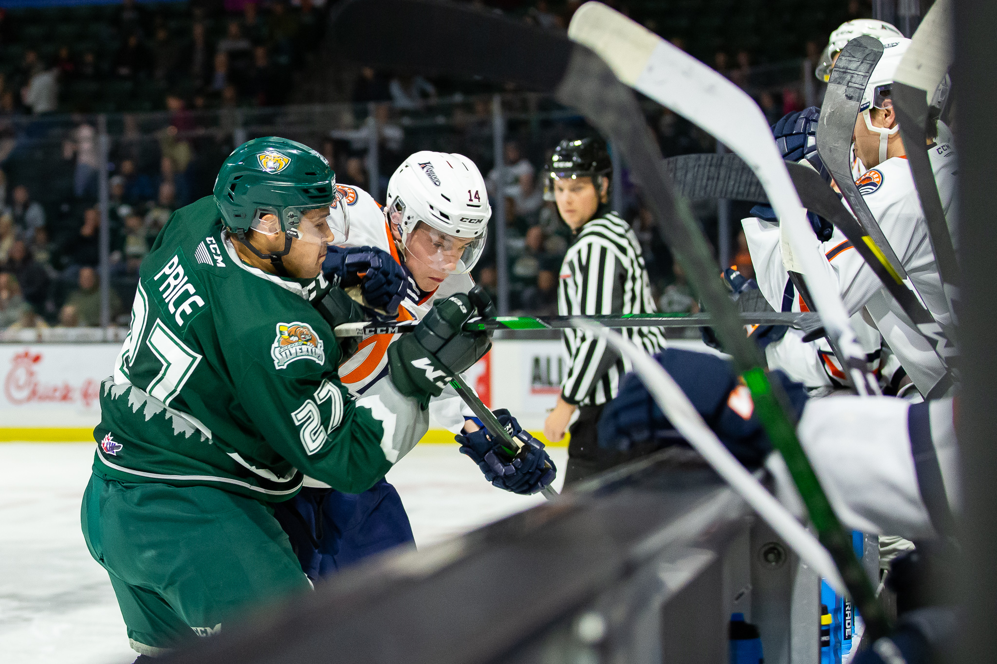 PHOTOS // Silvertips vs. Kamloops (11/2) - Everett Silvertips