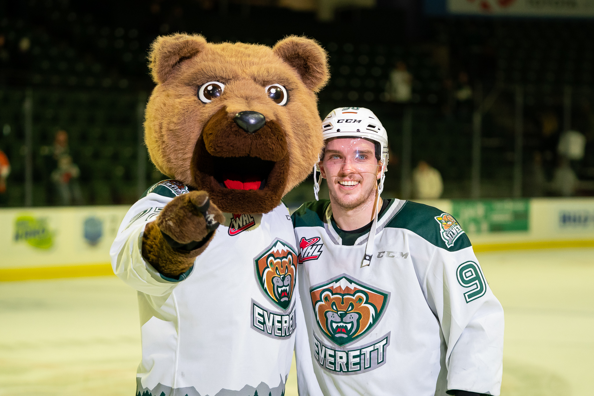 PHOTOS// Tips vs. Moose Jaw (2/19) - Everett Silvertips