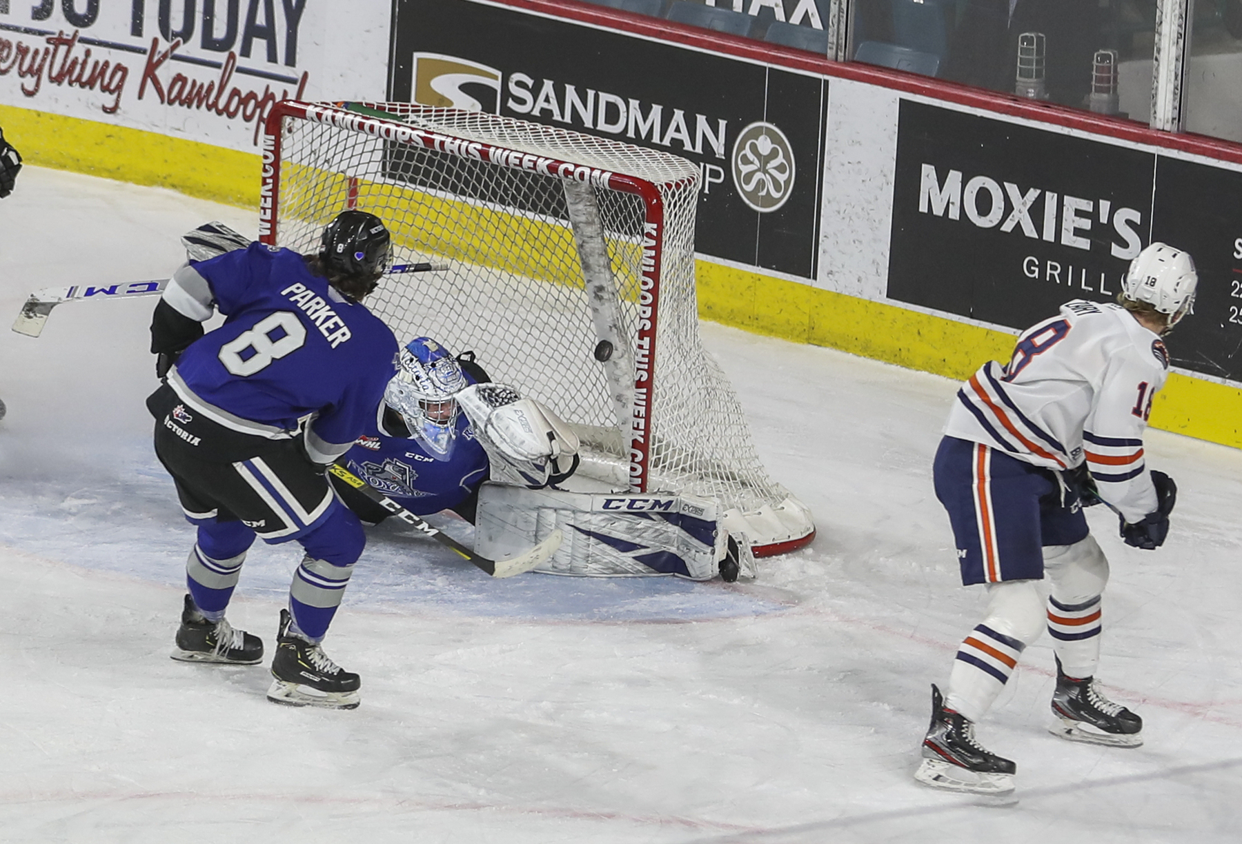 BLAZER COMEBACK FOR A 3-2 WIN OVER ROYALS - Kamloops Blazers