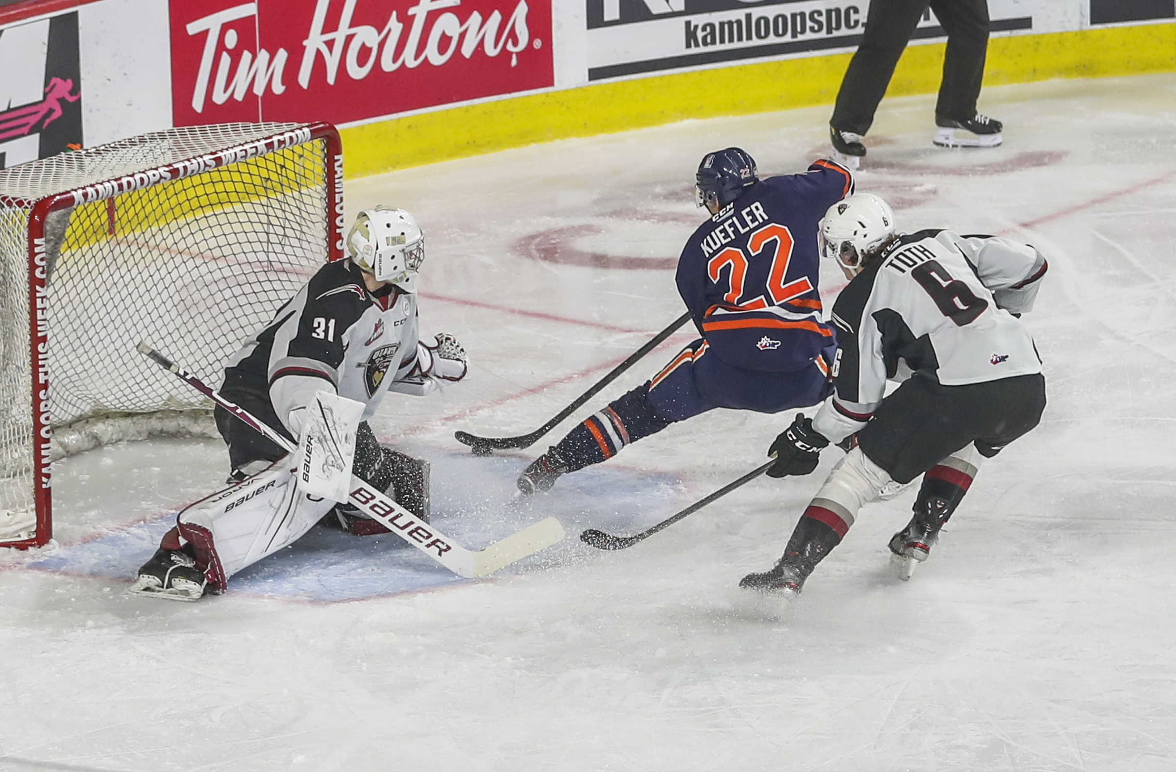 HOME GAME #17 - BLAZERS HOME TO GIANTS - Kamloops Blazers