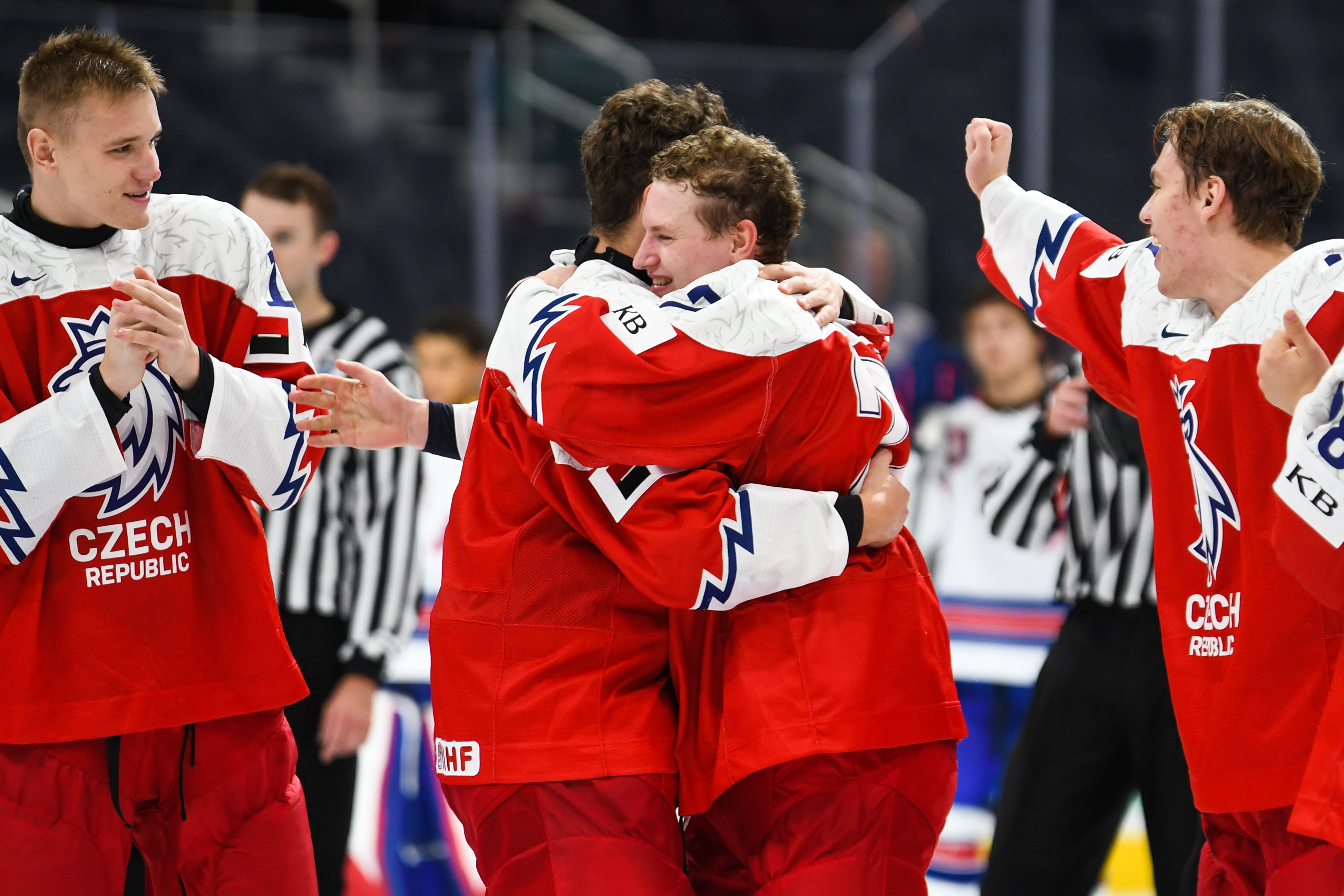 Gabriel Szturc and Czechia stun Americans to advance to semis at 2022 World Juniors - Kelowna ...