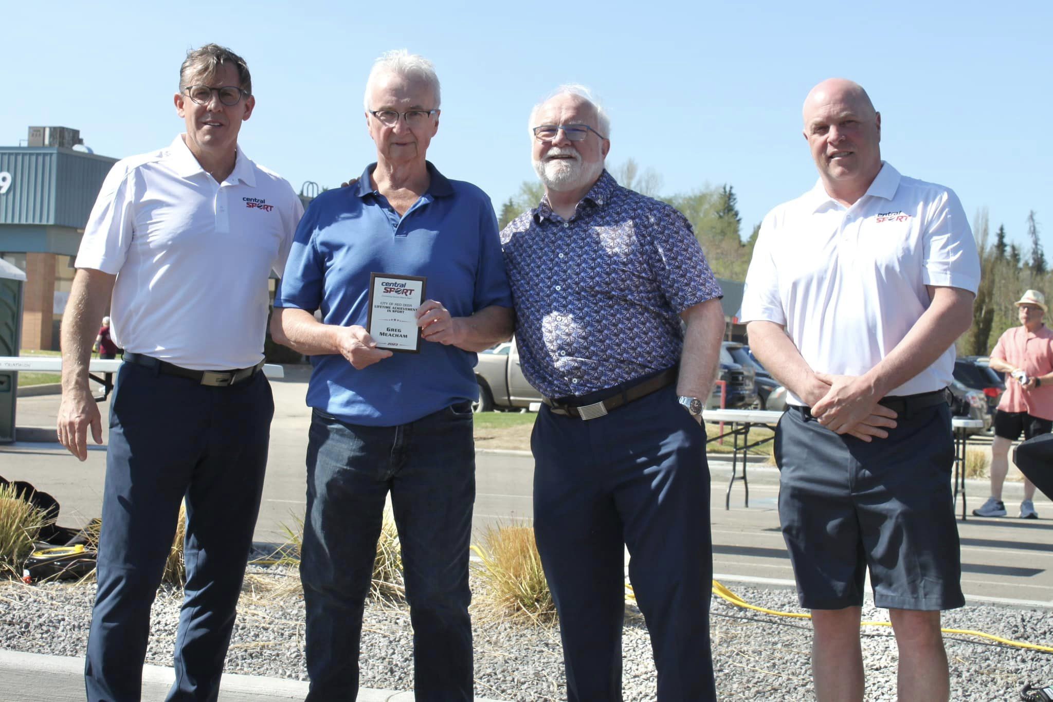 Meachem honoured with Lifetime Sport Achievement Award - Red Deer Rebels