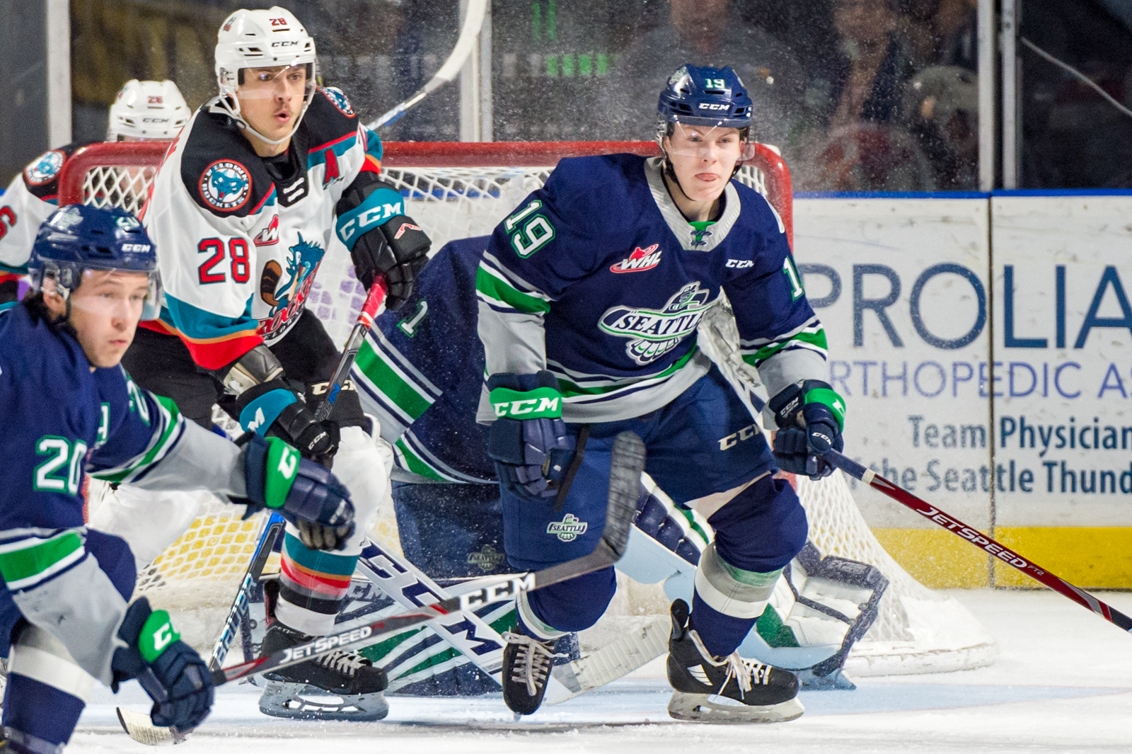 T-Birds Battle But Fall To Rockets - Seattle Thunderbirds