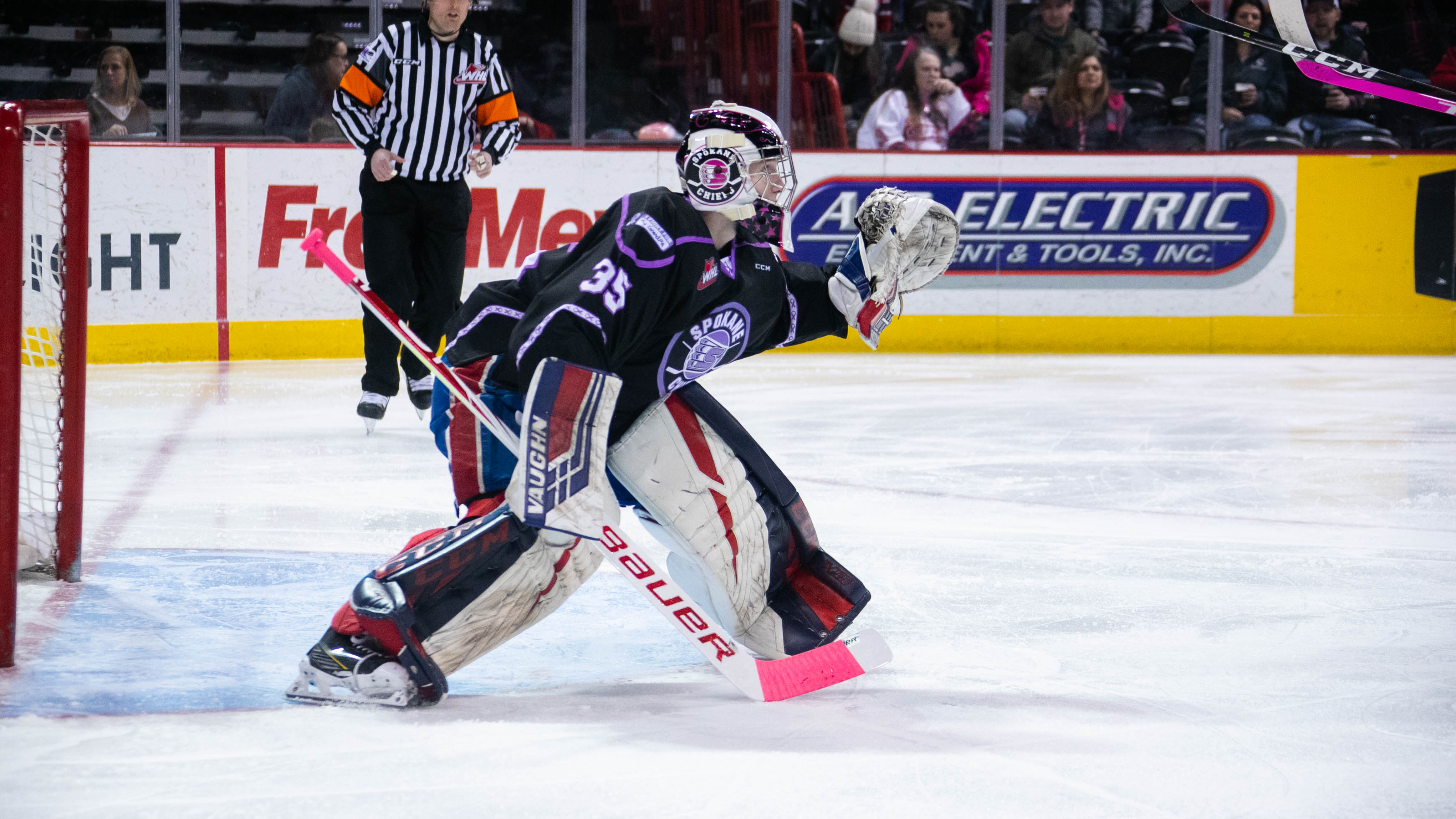 Broncos sign Reece Klassen, reassign Fairlie and Blocker - Swift ...